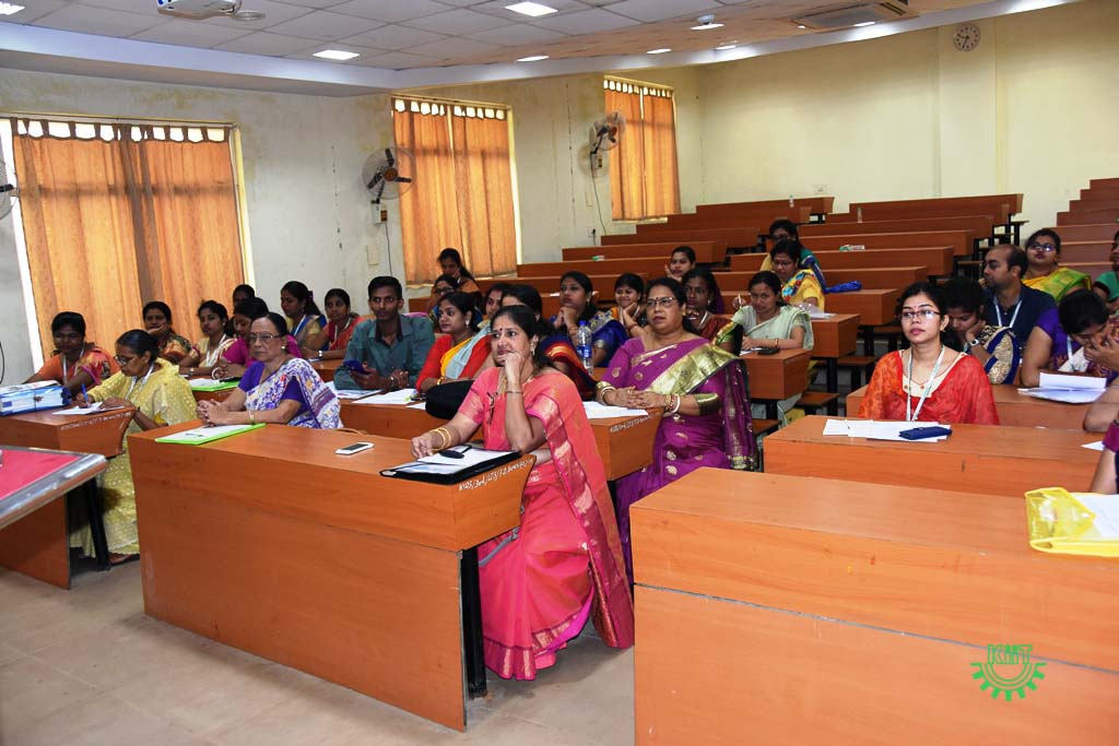 Faculty Development Programme at KINS | KIIT University News & Events