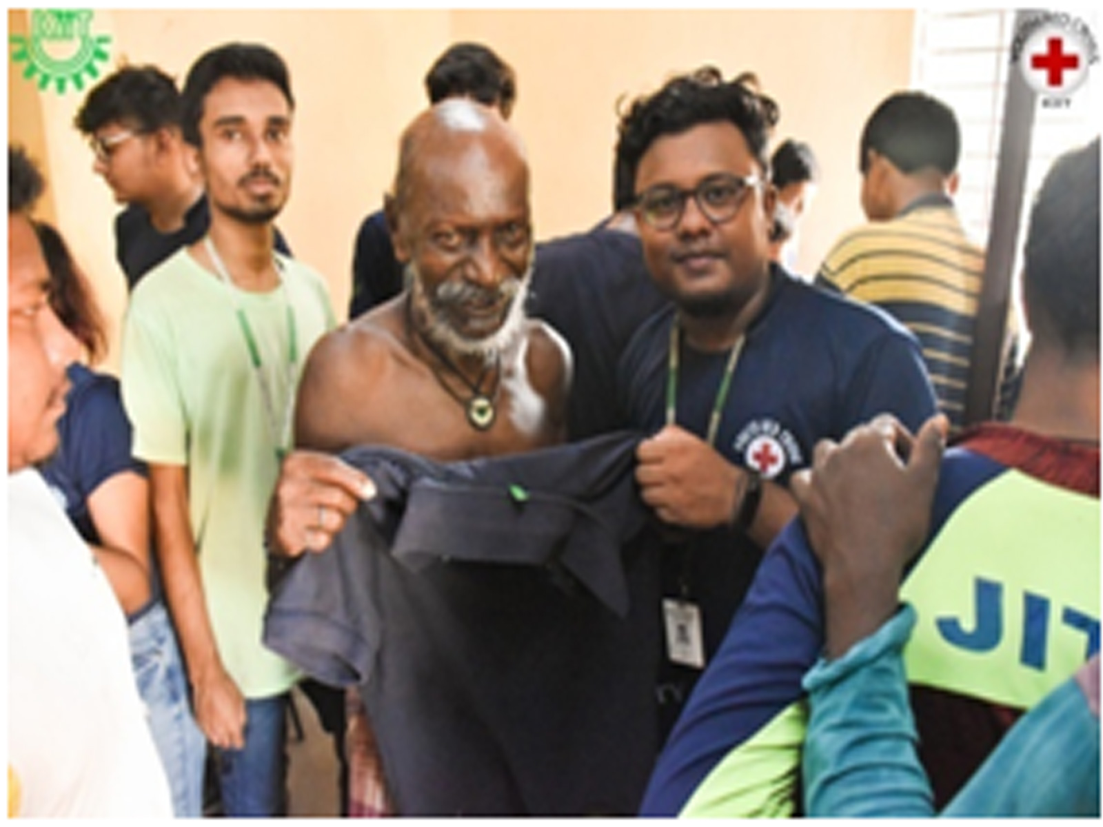Youth Red Cross (YRC) Volunteers organized clothes distribution camp ...