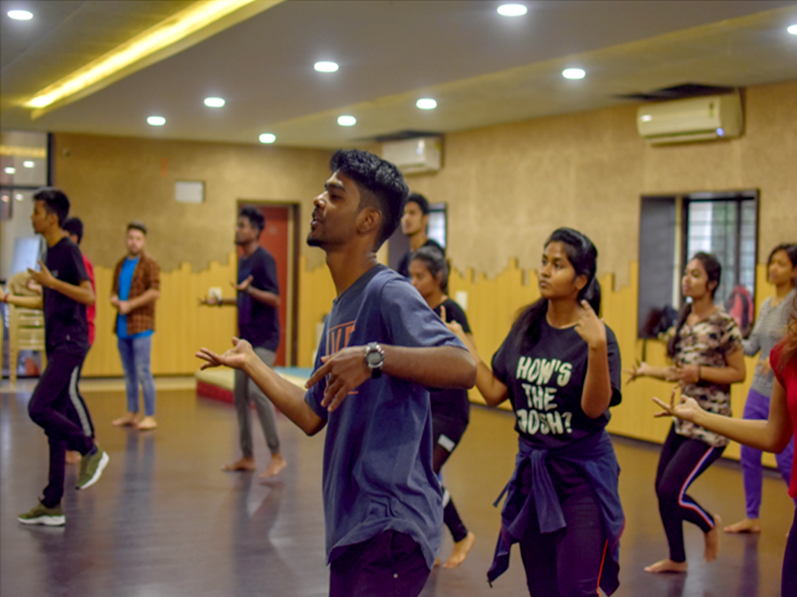 Korus(Dance & Music Society) organized a Dance workshop at KSAC | KIIT ...