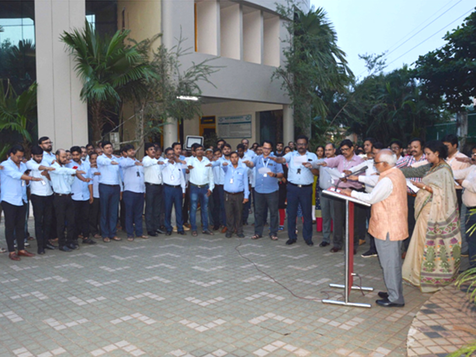 Pledge taking ceremony on the occasion of Vigilance Awareness Week ...
