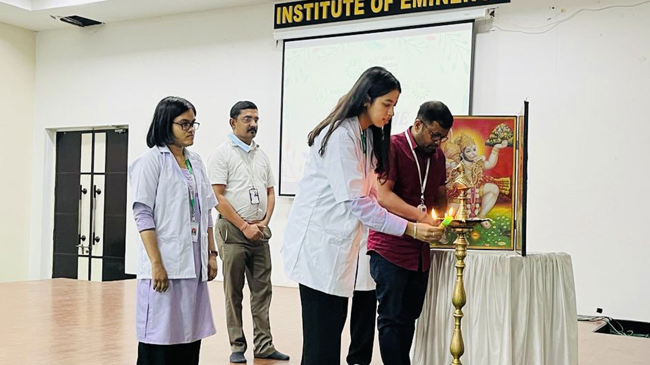 KIDS welcomes BDS students of 2022 admitted batch | KIIT University ...