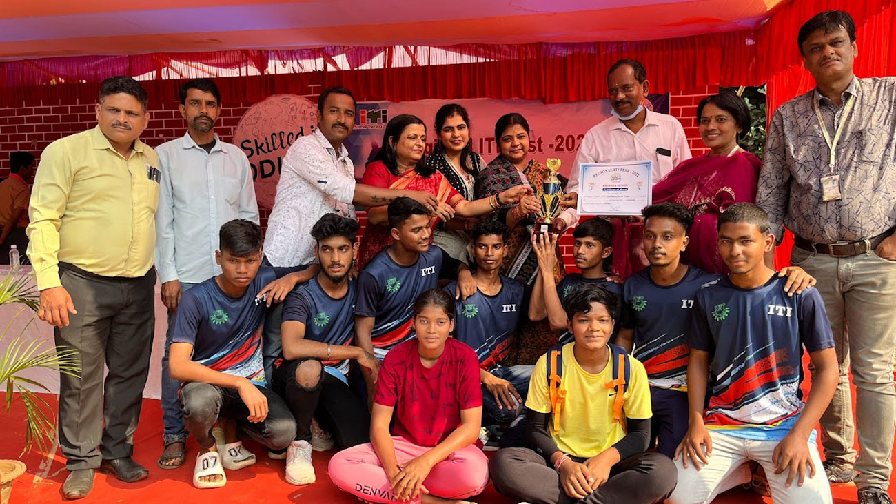 KIIT ITI Students and Staff Bring Laurel in Regional Level ITI Fest ...