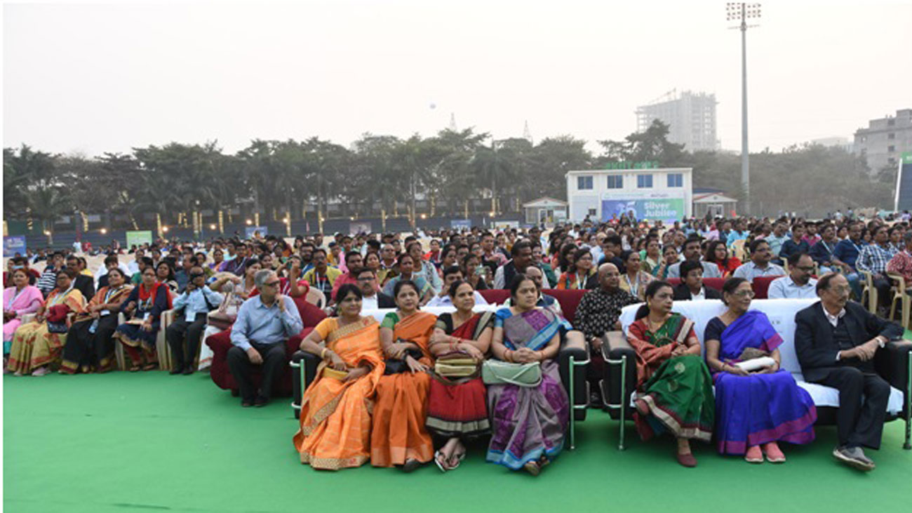 KIIT Observes ‘Kritajna’, the ‘Parents Meet’ To Commemorate Silver ...