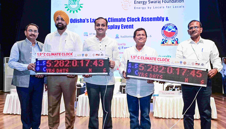 Odisha's Largest Climate Clock Assembly Held at KIIT, With Call for Urgent Climate Action | KIIT ...